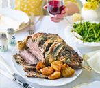 Roast lamb with garlic | Tesco Real Food