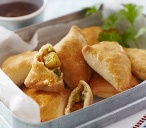 Vegetable Samosas With Mango Chutney | Tesco Real Food